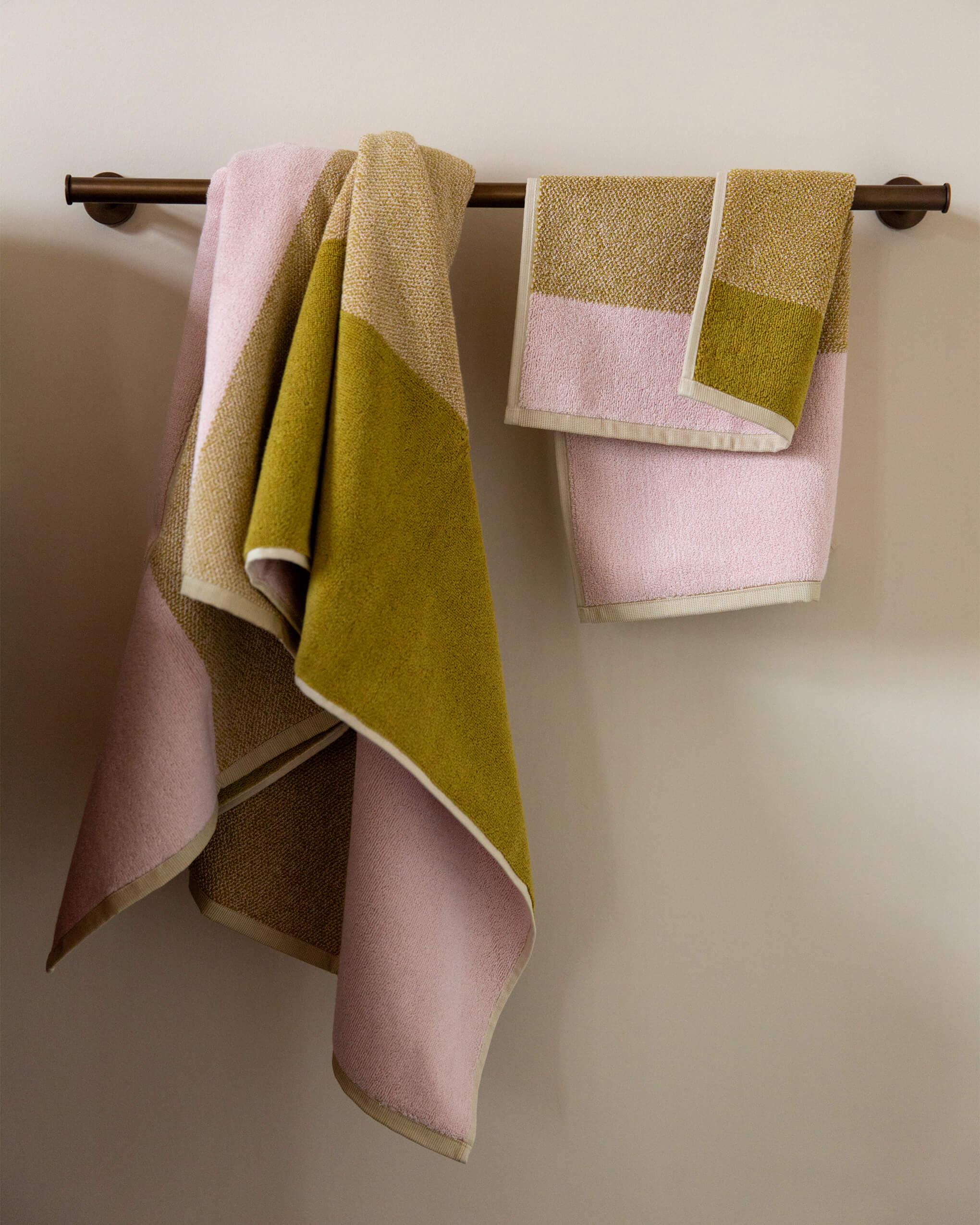 Lex Pott Bath Collection – SUITE702